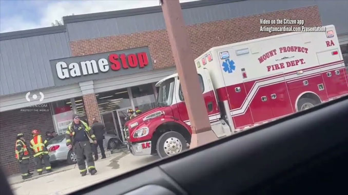 Car Crash into Front Door at GameStop on Elmhurst Rd Near Golf Rd in ...